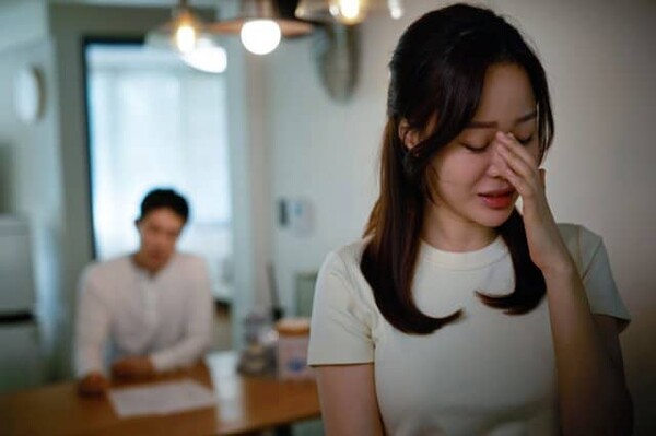 부부관계 안하는 남편 이혼 절차 밟는 아내의 수상한 행동